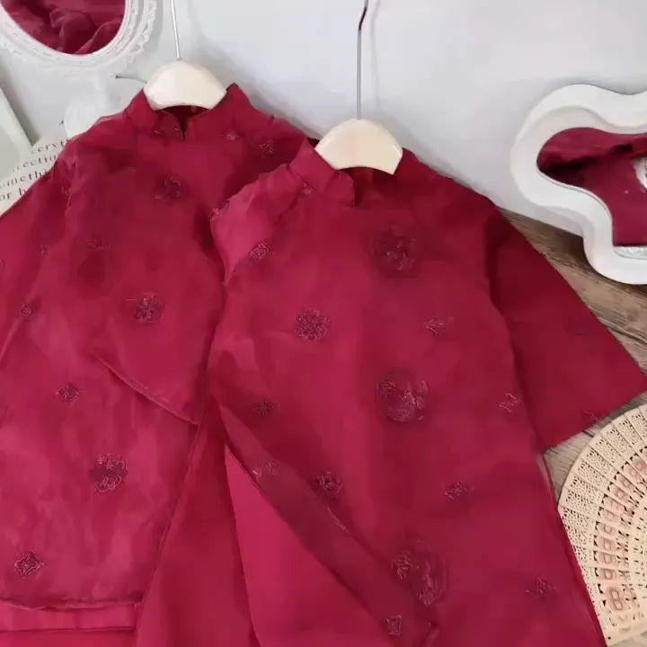 Áo dài cách tân bé gái diện tết thêu hoa kèm quần, áo dài tết cho bé ...