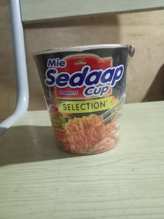 mie sedap cup selection spicy chicken goreng 81g | Lazada Indonesia