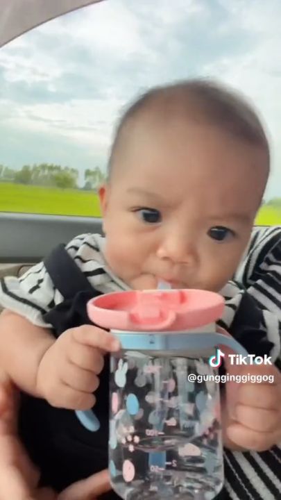 Richell X Miffy [Limited Edition] ลายน้องกระต่ายสุดแสนน่ารัก แก้วหลอดดูดกันสำลัก คว่ำไม่หก รุ่น ...