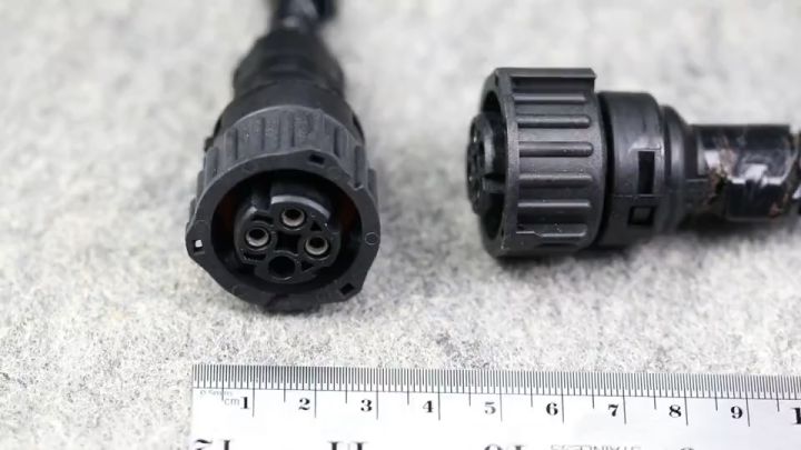 PNP Soket Sensor Hino 3 Pin Bulat Original | Lazada Indonesia