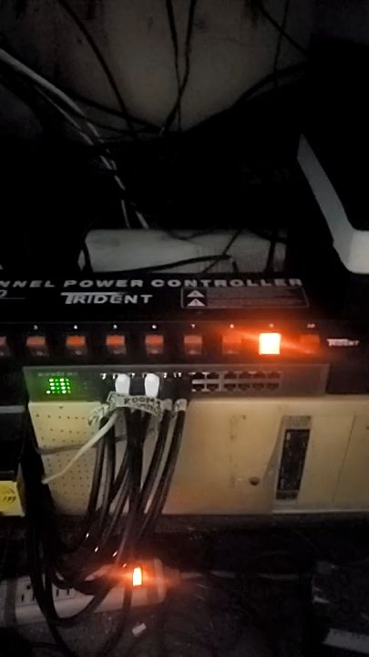 10 Channel Power Switch Controller / Power Controller (TRIDENT YK-110 ...