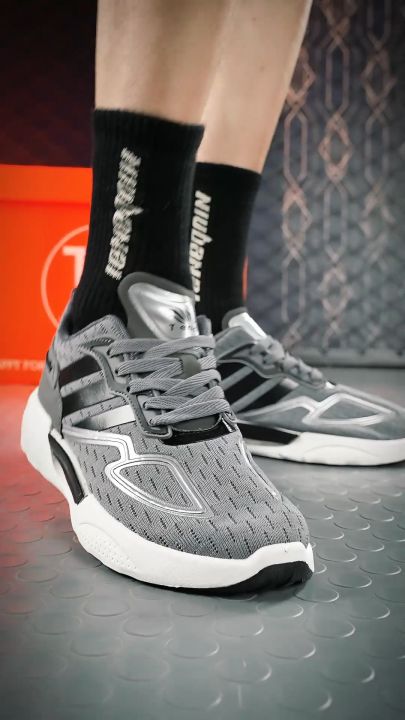 Sports Running Shoes Check Low Cut Sneakers Rubber Shoes for Men ...