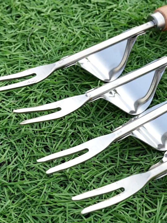 Special tools for weeding, weeding artifacts, weeding pullers ...