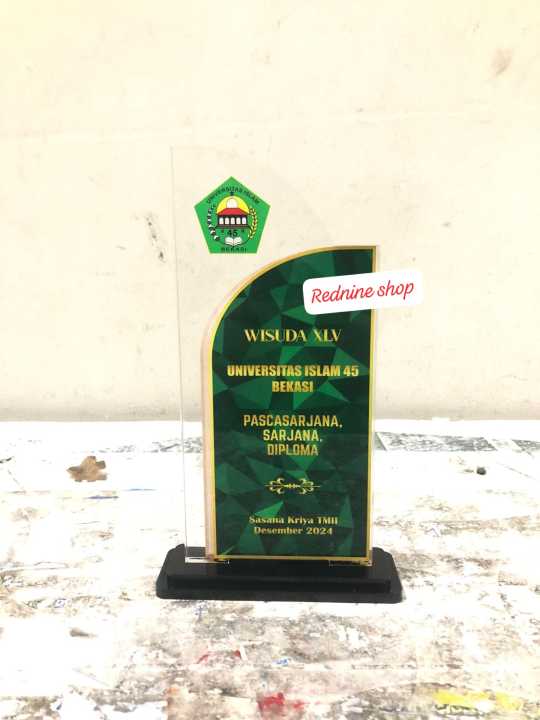 Plakat Akrilik Custom/Piagam Penghargaan/Gift/Plakat Custom + Box ...