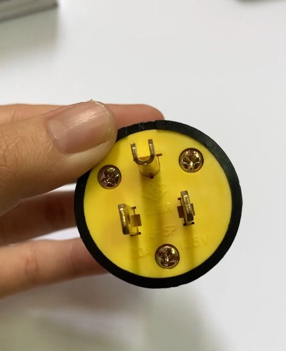 QUBIX P1709 ปลั๊กยางตัวผู้มีแคล้มรัด 2P 3W 20A 125VAC 3ขา และ รุ่น ...