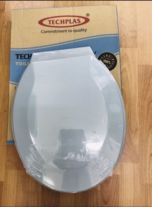 100% Original TECHPLAS Deluxe Toilet Seat & Cover ( Sky Blue/ Ivory ...