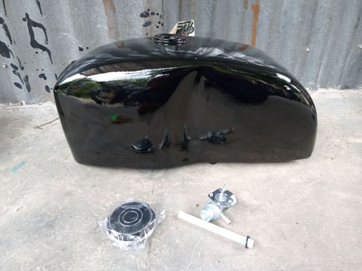 Tangki Custom Caferacer Cat Full Hitam Tangki Caferacer Cat Hitam ...