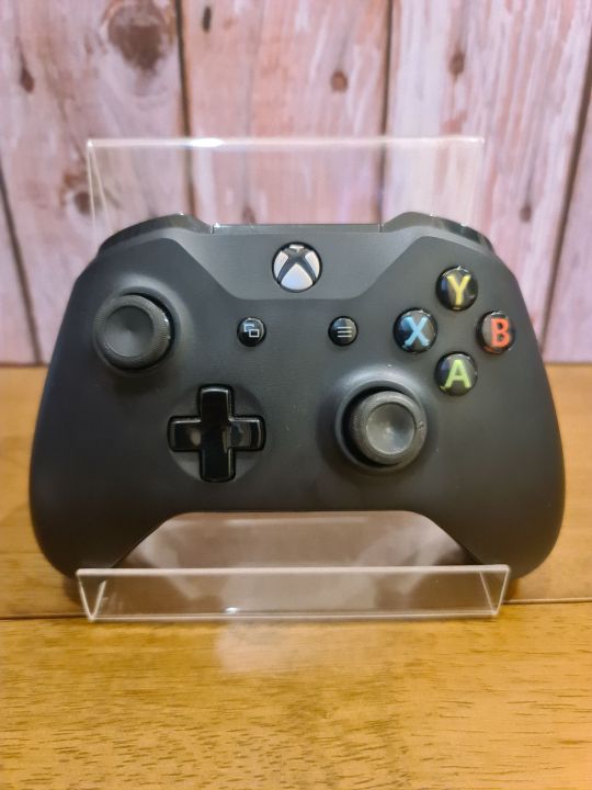 จอย Xbox One Generation 2 ของแท้มือสองสภาพเยี่ยม | Lazada.co.th