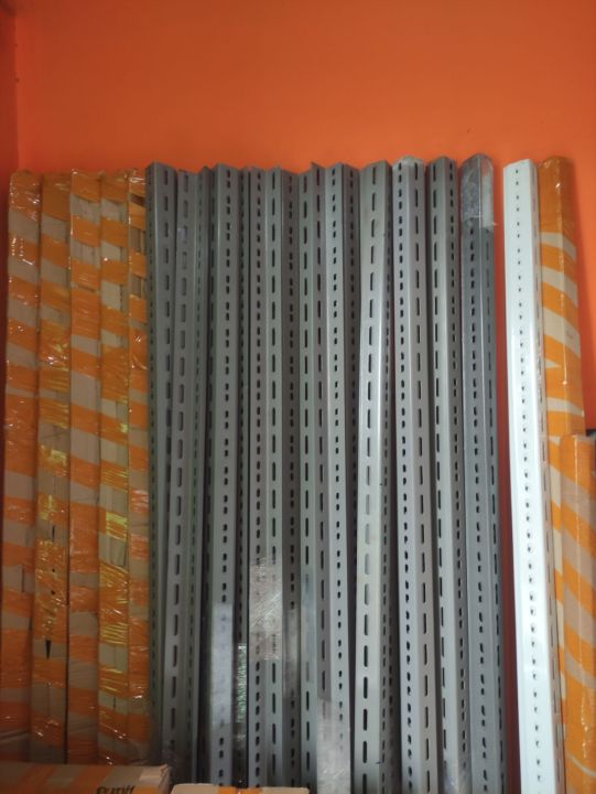 rak besi tiang siku lobang ukuran 3,5x3,5 panjng 1,5 meter | Lazada ...