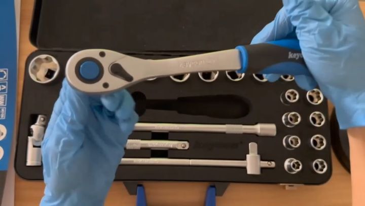 KEYCON ชุดบล็อคถนอมหัวน๊อต 4 หุน 25 ตัวชุด | Lazada.co.th