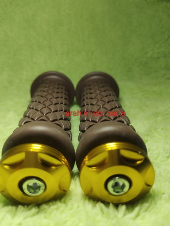 VIP HANDLE GRIP WITH YAYAMANIN BAR END | Lazada PH