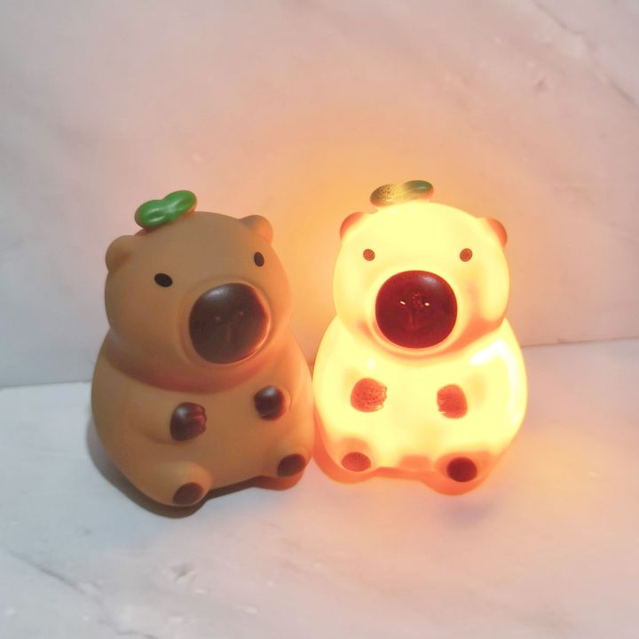 Lampu Meja Mini Lucu Capybara / Cute Table Lamp Capybara Silikon ...