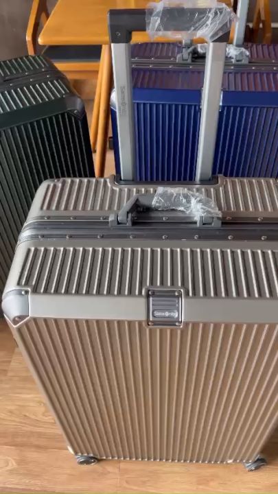 Vali Samsonite khung nhôm Tru-Frame size 20/24/28 tay máy bay khóa sập ...