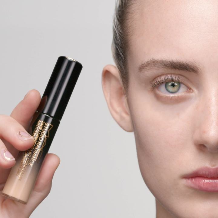 MAC Studio Radiance 24HR Luminous Lift Concealer 9ml hydrating ...