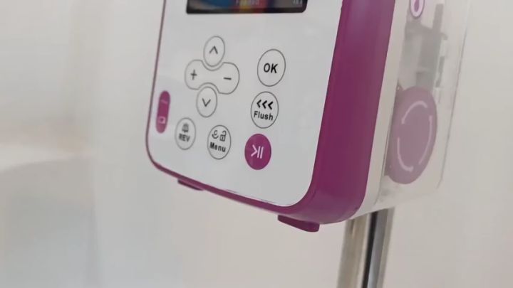 เครื่องควบคุมอัตราการให้ของเหลวทางสายยาง Feeding Pump ยี่ห้อ ARI รุ่น ...