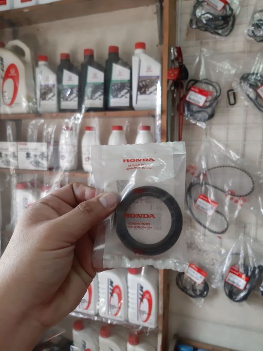 Honda Original Axle Oil Seal for Crv Gen 2 and FD MT LH 1.8 and 2.0 ...