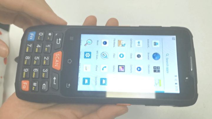 GZQIANJI Android 8.1 Handheld PDA 1D 2D Honeywell Barcode Scanner QR ...