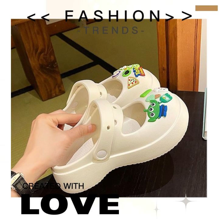 Sheii รุ่นฮิต รองเท้าแฟชั่นแบบสวม แถมตัวติดคุ้มๆ โทนสีพาสเทลพื้นนิ่มมาก ...