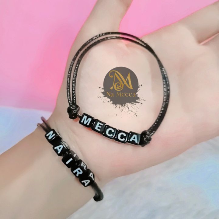 Gelang Tali Inisial Huruf Kotak Dadu / Gelang Couple Custom Nama ...