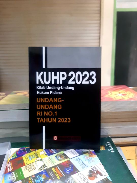 KUHP 2023 (Kitab Undang-Undang Hukum Pidana) -UU RI No. 1 Tahun 2023 | Lazada Indonesia