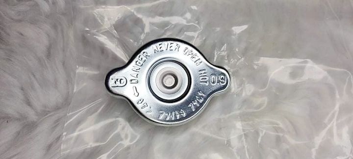 Original Radiator Cap 0.9kg/cm² Wide Lip for Lancer, Adventure, Pajero ...
