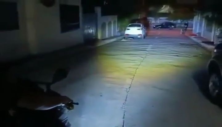 Mini Driving Light v2 with Ballast and Fan DRX Horn Relay Fuse Posh ...