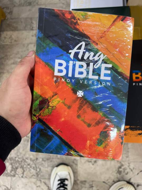 Ang Biblia (Pinoy Version) | Lazada PH