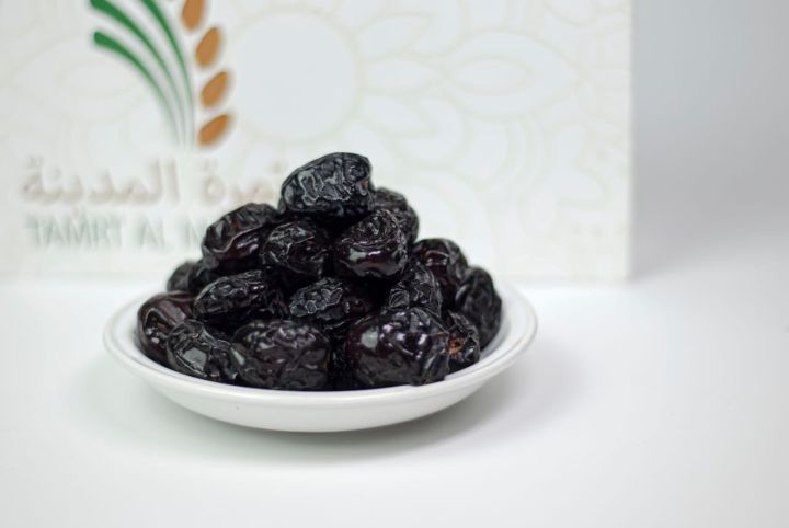 Premium Dates Ajwa Ruthob Madinah 1kg. Kurma Ajwa Kurma Nabi kualitas ...
