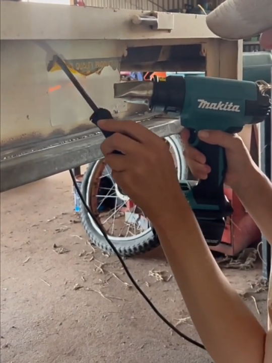 Makita DHG181 heat gun, cordless heat gun, 18V lithium battery heat gun ...