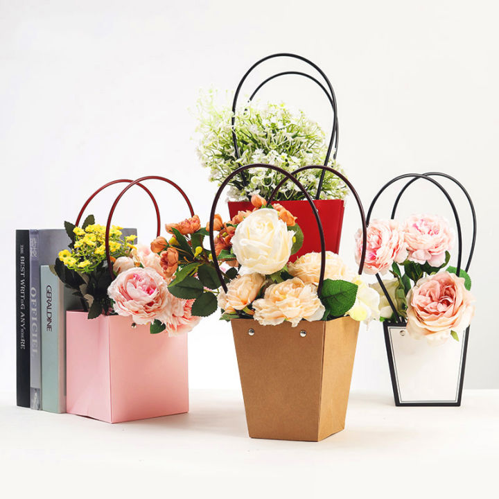 Handheld Floral Arrangement Paper Bag Small Basket Fresh Flower Bouquet ...