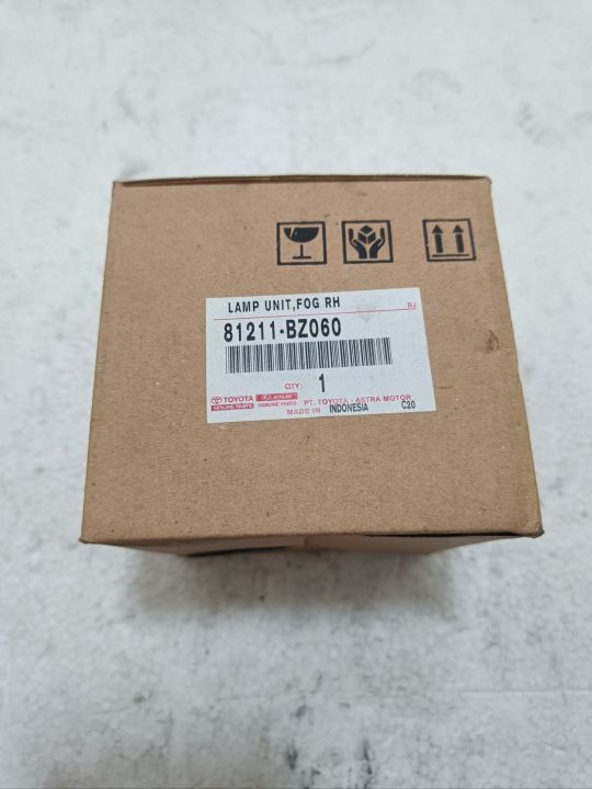 Genuine parts Toyota Fog, Lamp Unit Rh Driver side Genuine Toyota part ...