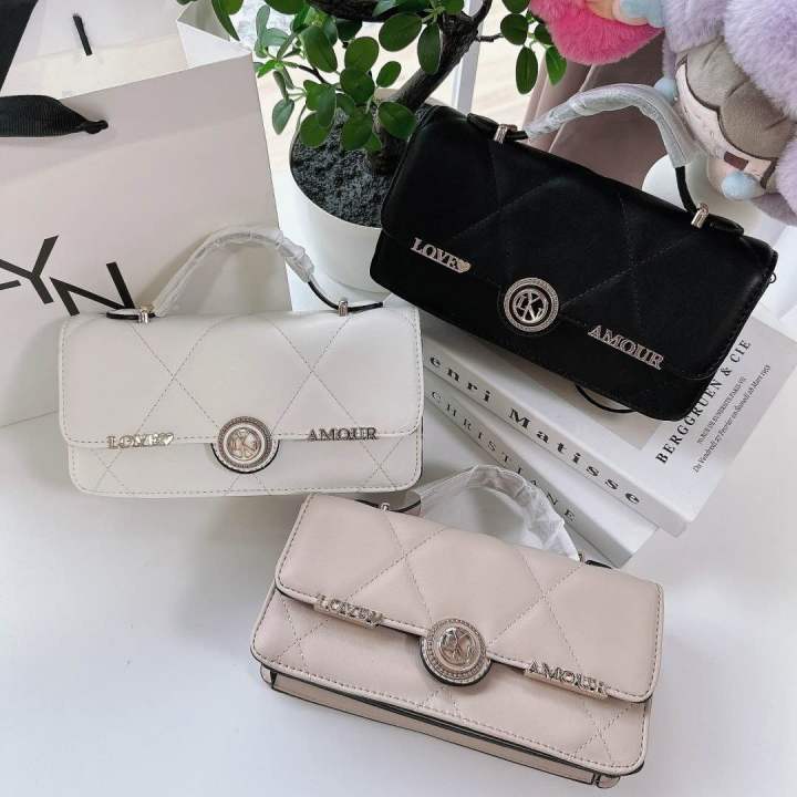 กระเป๋าสะพาย lyn love มีหูจับ | Lazada.co.th