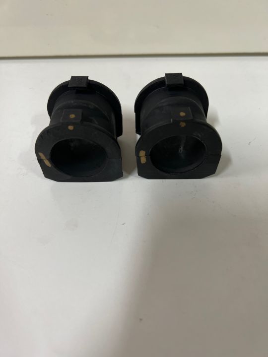 Genuine Isuzu Front Stabilizer Bar Bushing for Isuzu MUX, DMAX RT50 ...