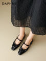 Daphne | รองเท้าแมรี่เจนส้นเตี้ยสีดำ หัวสี่เหลี่ยม พื้นนุ่ม | Lazada.co.th