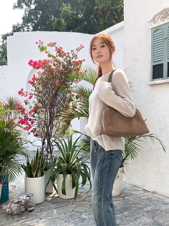 NT5现货 简约保龄球包 真皮女包 2024新款包包 ins风通勤托特包 时尚复古高级感头层牛皮慵懒单肩腋下包195BN | Lazada.co.th