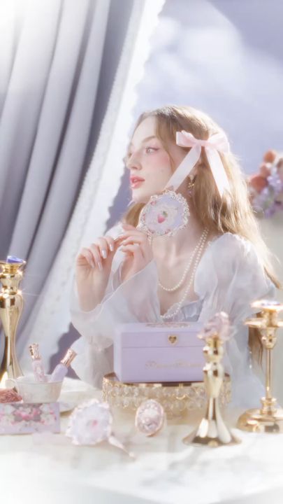 Flower Knows Strawberry Rococo Series ALL-IN makeup gift set | Lazada PH