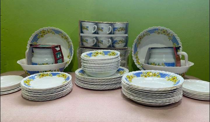 Arcopal Sunflower Dinner Set 84 pcs | Lazada