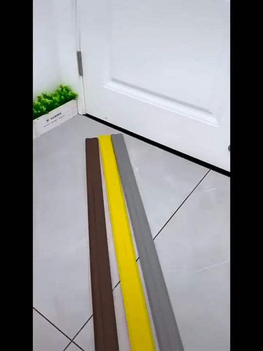 Door bottom sealing strip Rubber door diversion strip Sound insulation ...