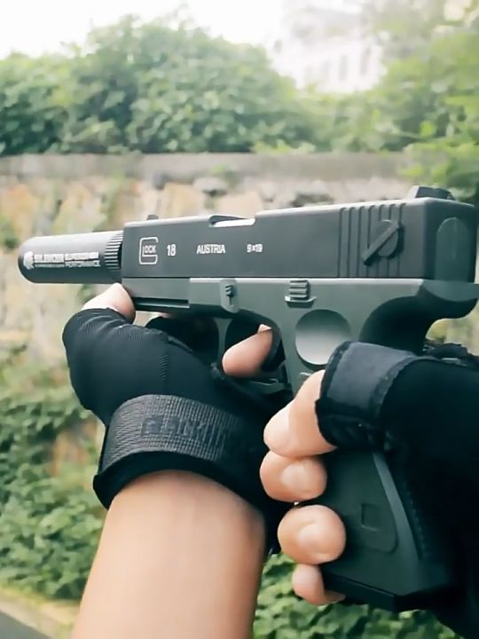 Glock Soft Bullet Toy Manual Lunch Gun Children Outdoor Shooting Toy ...