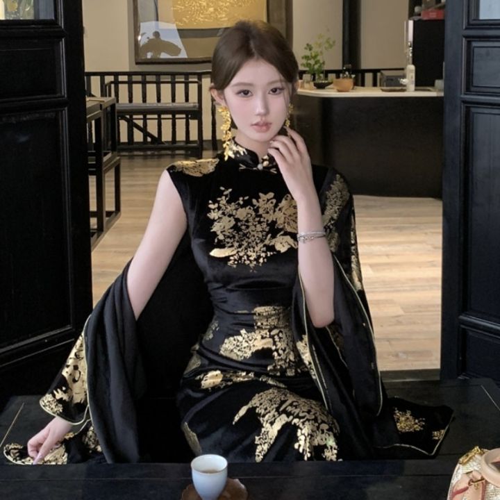 Young Women's New Chinese Style Evening Gown Velvet Fabric High Waist ...