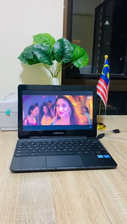 Samsung Chromebook 500C Ultra-Slim 11.6-inch Intel Celeron 4GB RAM 16GB ...