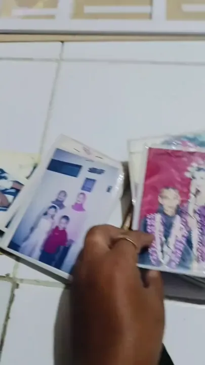 Frame Foto Family 10 Slot Foto Bingkai Foto Keluarga Ukuran 3R Dan 4R ...