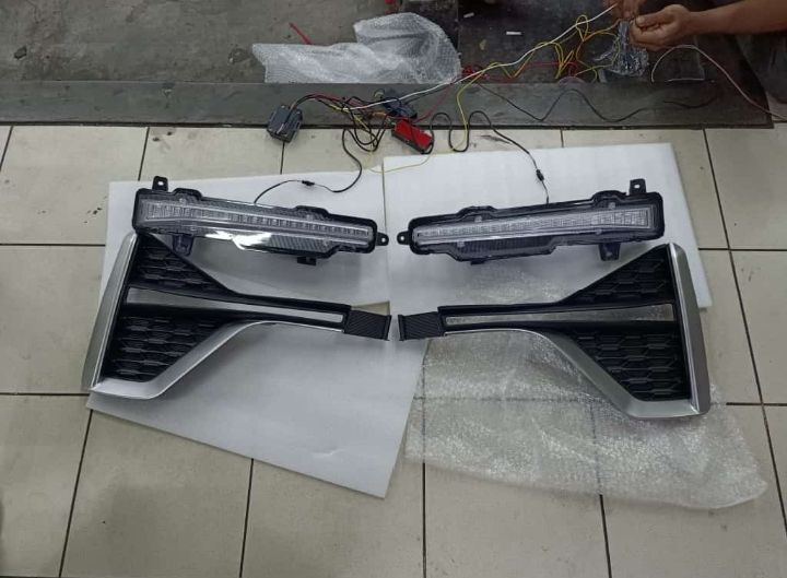 LAMPU DRL INNOVA ZENIX + COVER | Lazada Indonesia