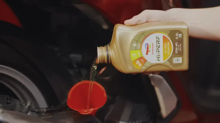 Total Hi-Perf 4T 700 Engine Oil 10W-40 0.8L for Honda/Suzuki/Ducati ...