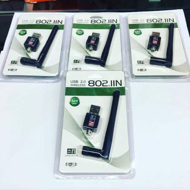 USB Wireless Adapter yang mendukung jangkauan maksimum dan kecepatan tinggi. Features Mendukung ...