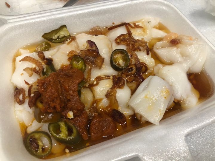 IPOH FOOD-FAMOUS TOW BOO KEONG HONG KONG CHI CHEONG FUN WITH CHAR SIEW ...