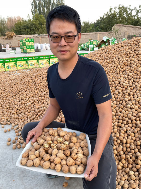 New Stock 25 Years Old Paper Shell Walnut Thin Shell 5 Pounds Snacks Ak ...