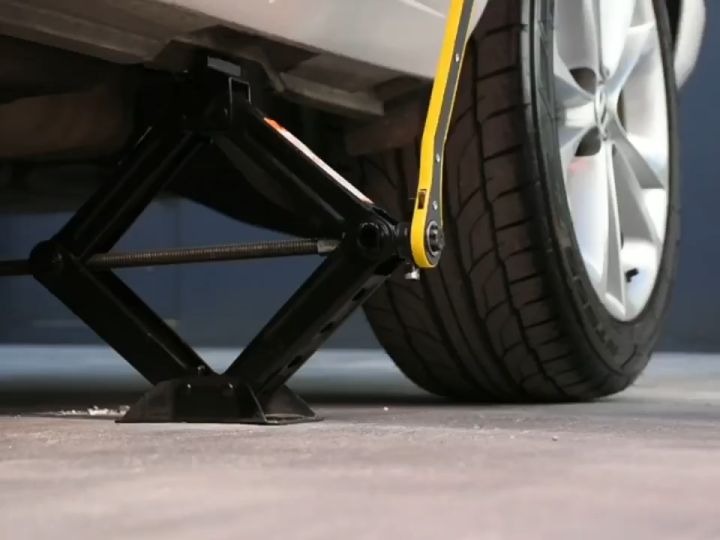 3TMechanical Scissor Jack For All Cars For Wheel Nut/Bolt Jack ...