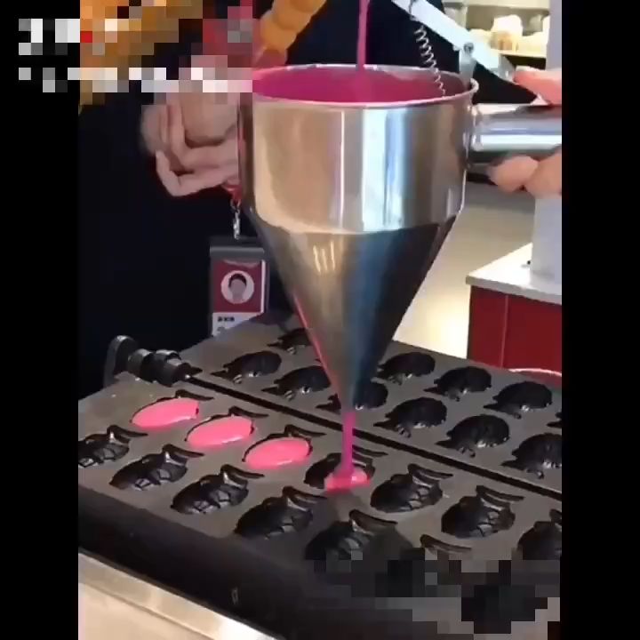 Adjustable Chocolate Batter Funnel | Cake & Pancake Batter Funnel ...