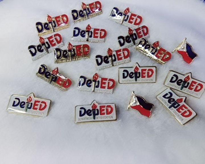 Pin for teachers professionals with own box flag pin | Lazada PH